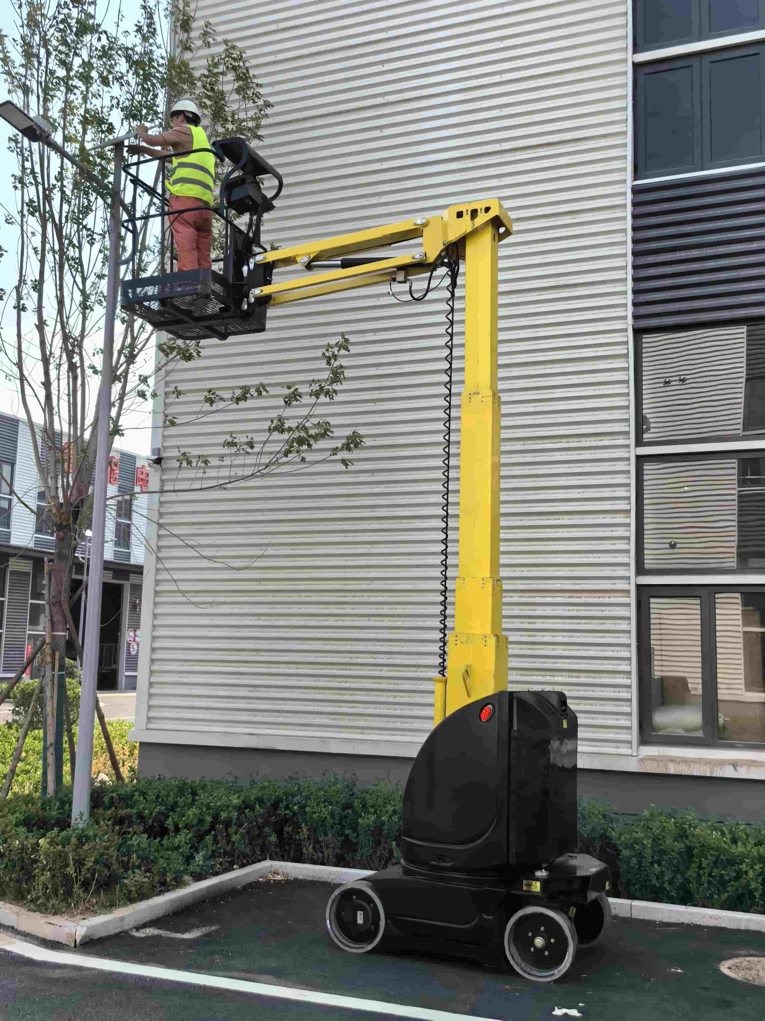 Mast Aerial Work Platform – Compact, High-Performance and Safe for ...